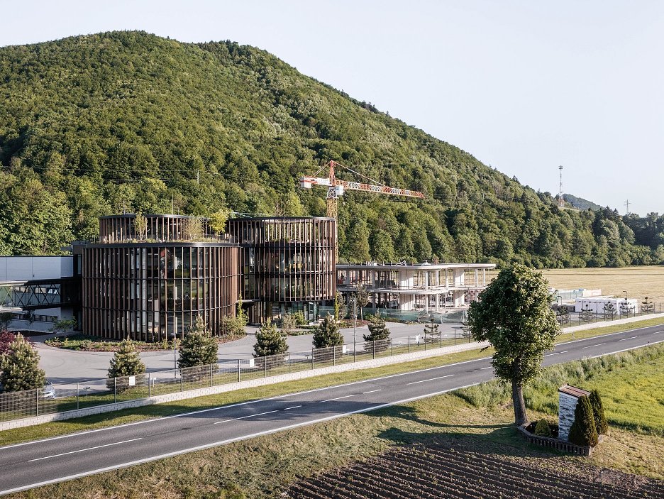 Kancelárska budova MTS B3, Krivá | Archinfo.sk