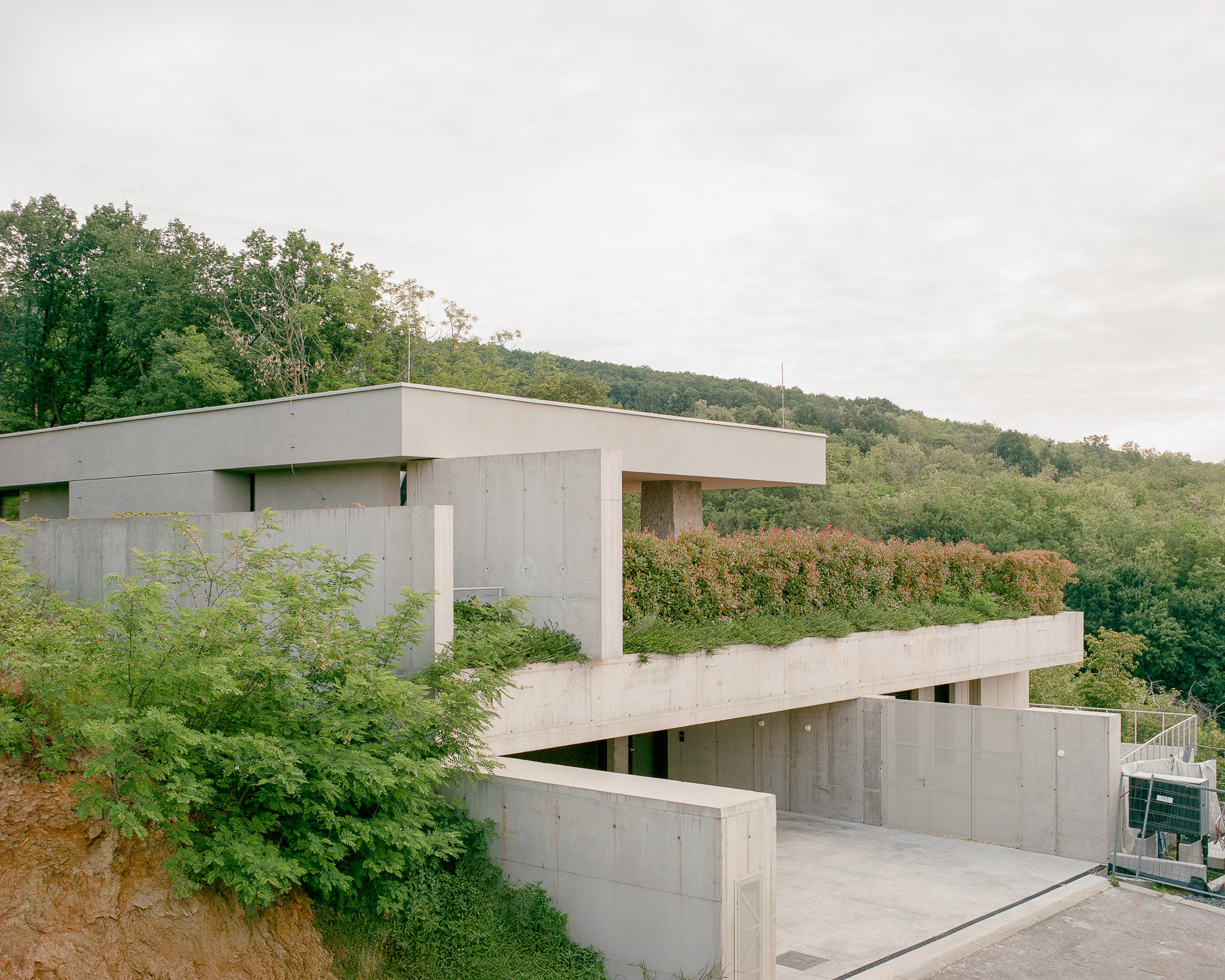 CHM - Dom pod lesom, Bratislava | Archinfo.sk