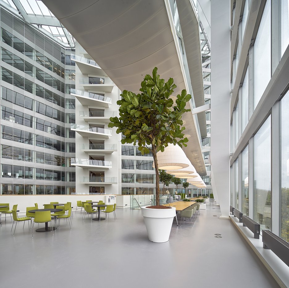 The Edge - "najudržateľnejšia" administratívna budova je v Amsterdame ...