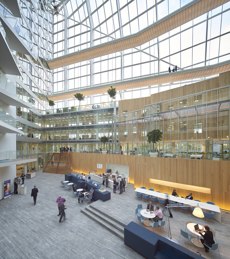 The Edge - "najudržateľnejšia" administratívna budova je v Amsterdame ...